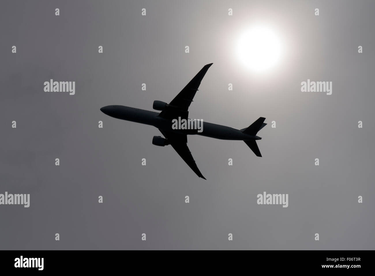 Two jet jumbo jet hi-res stock photography and images - Alamy