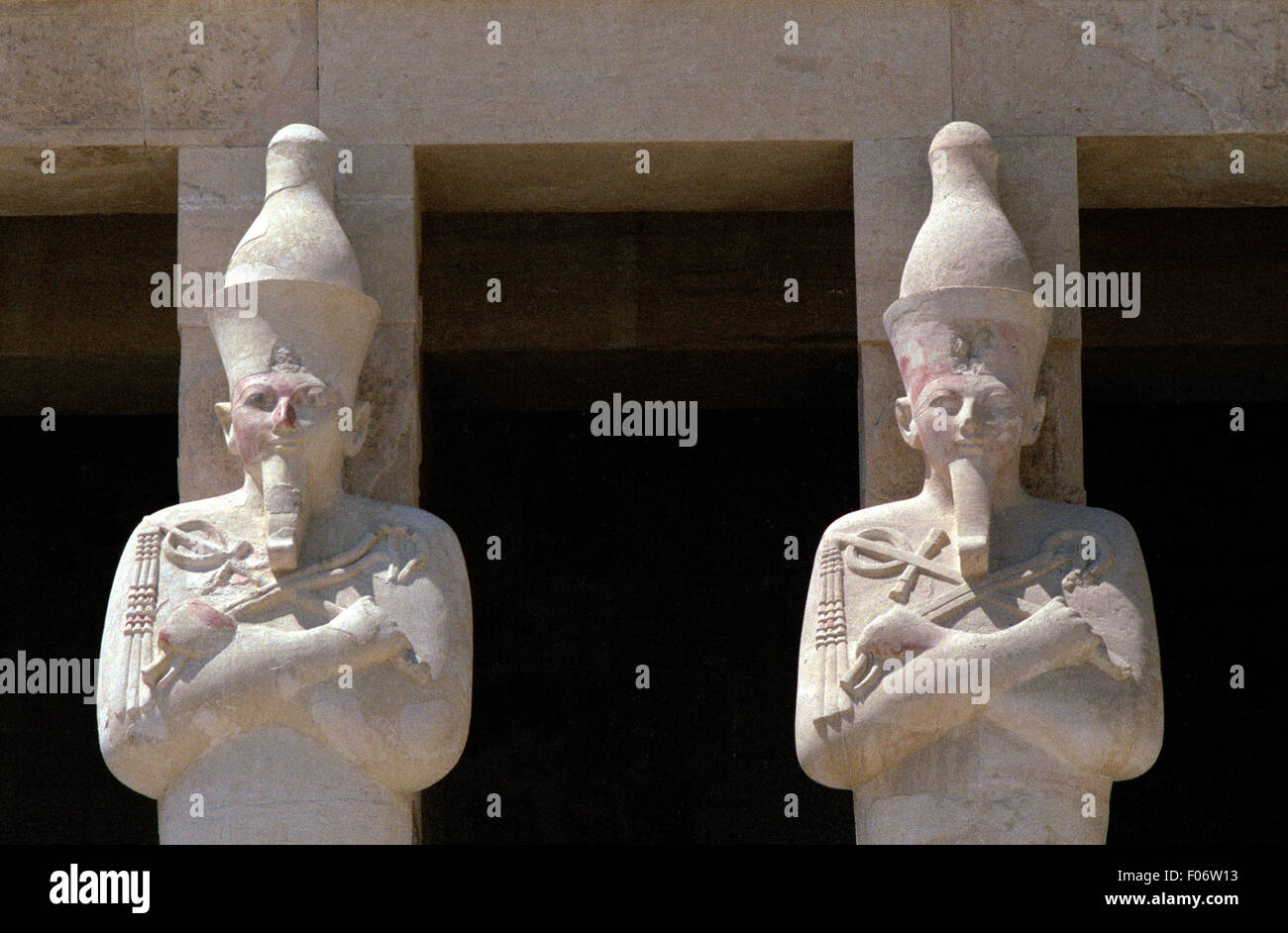 statues at entrance to Hatshepsup's tomb brian mcguire Stock Photo - Alamy