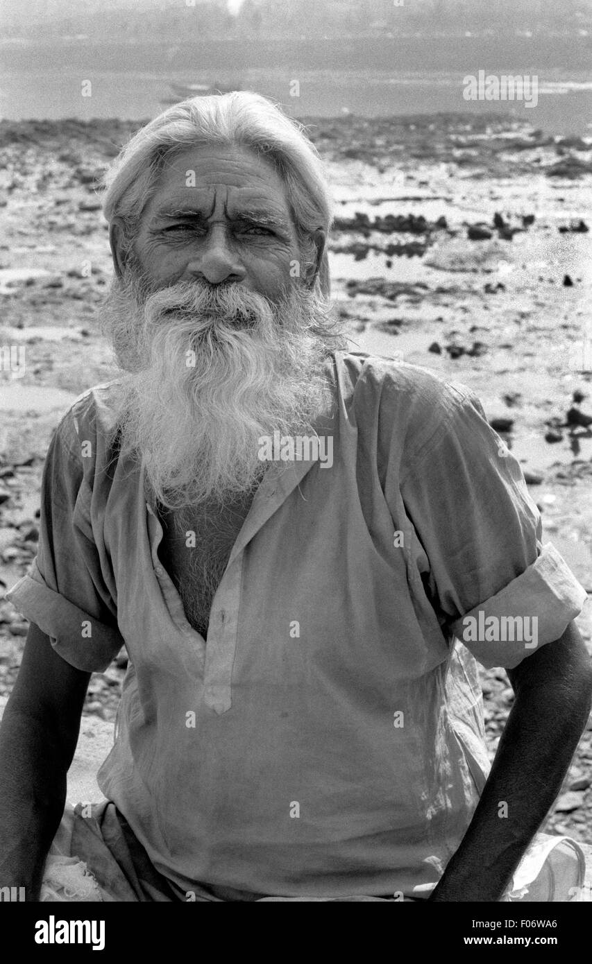 indian mans portrait brian mcguire Stock Photo - Alamy