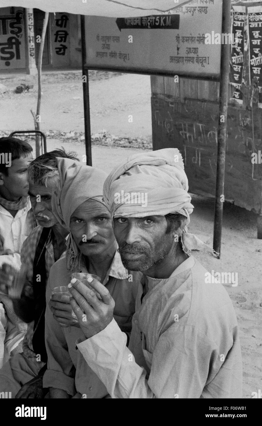 tea drinkers india brian mcguire Stock Photo - Alamy