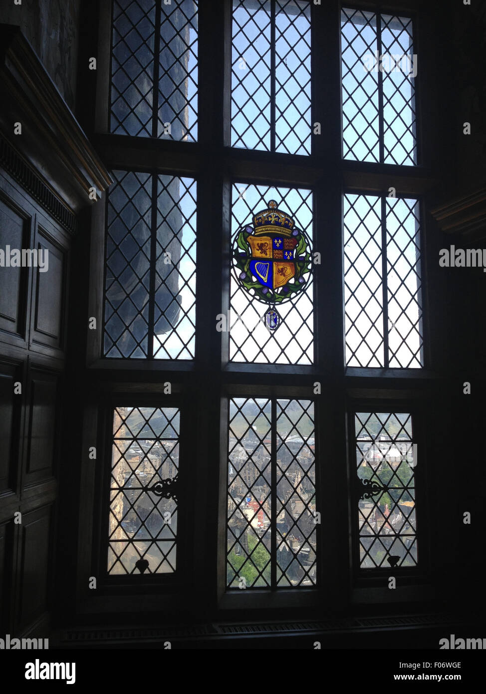 window edinburgh castle brian mcguire Stock Photo - Alamy