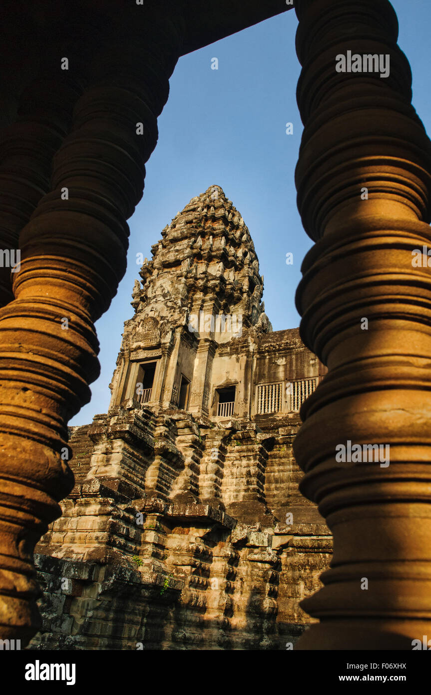 The ruins of Angkor Wat in Siem Reap, Cambodia Stock Photo - Alamy