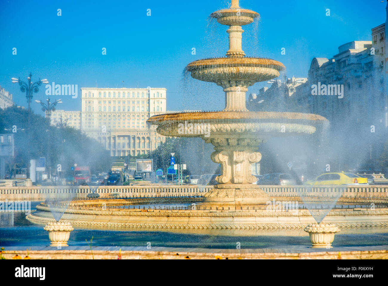 Fountains with pouring cool water hi-res stock photography and images ...