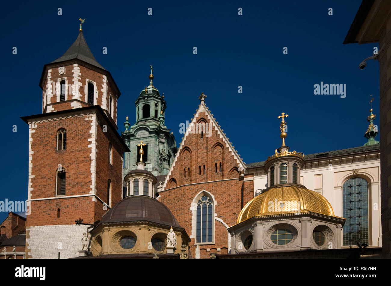 EUROPE, POLAND, Krakow, Kraków, Wawel Cathedral (Basilica of St ...