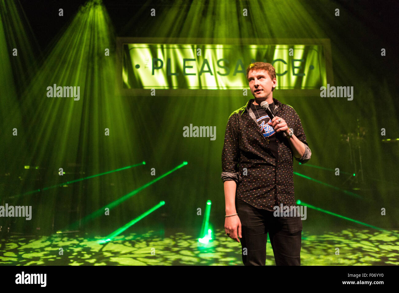 Edinburgh fringe festival 2015 hi-res stock photography and images - Alamy