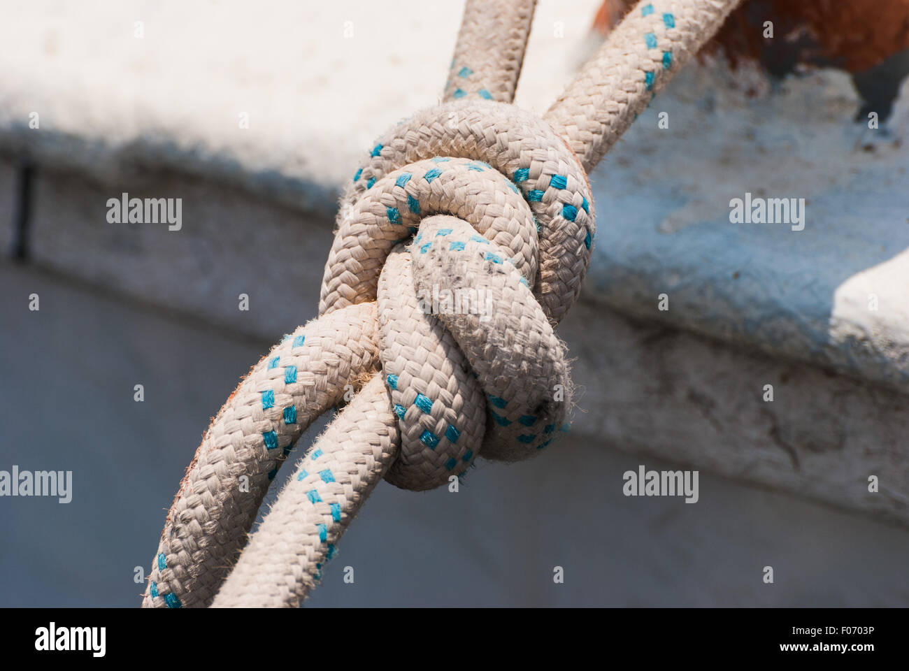 Marine knot in rope closeup Stock Photo - Alamy