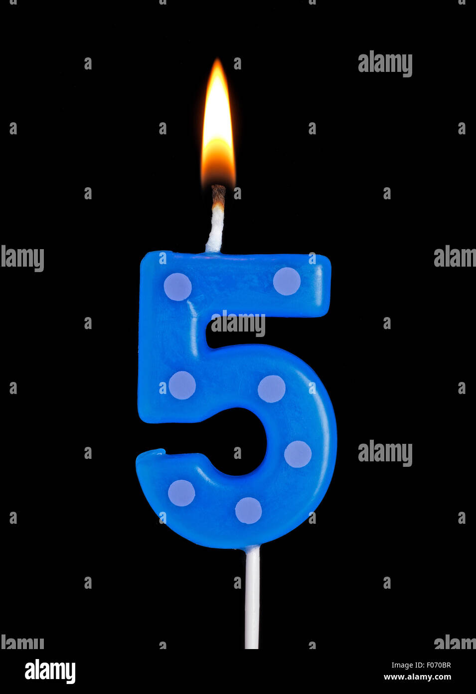 Number 5 candle Stock Photo - Alamy