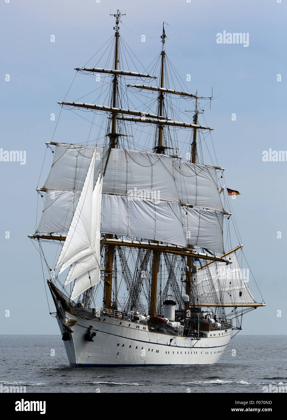 Rostock-Warnemuende, Germany. 8th Aug, 2015. German Navy sailing vessel ...