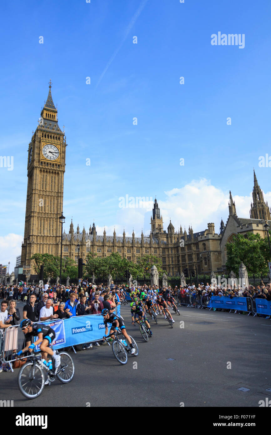 The peloton passes Big Ben and the Houses of Parliament during the ...