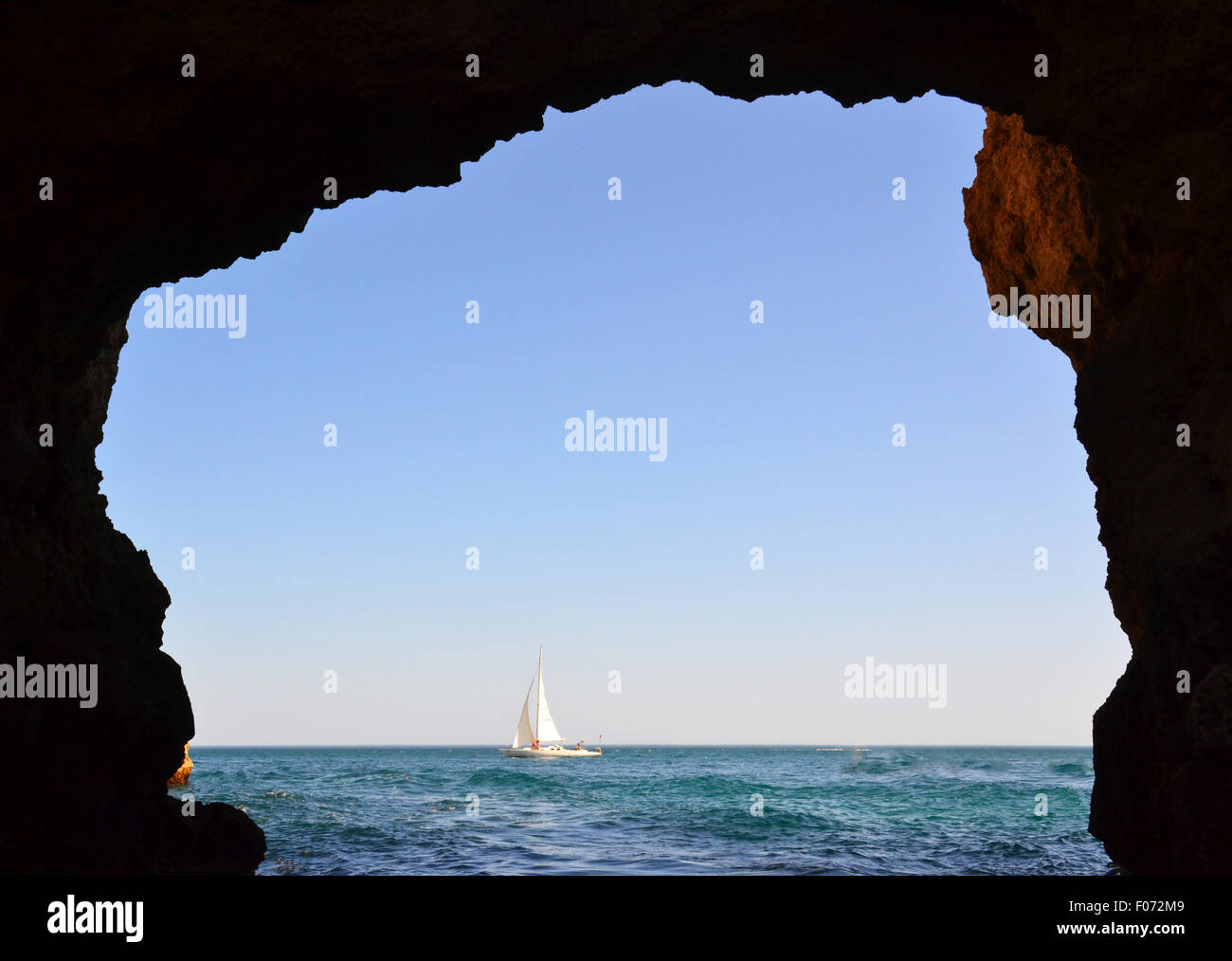 Rock (grotto) in Atlantic ocean Stock Photo - Alamy