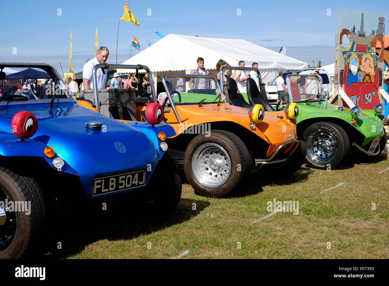 line up of volkswagen beach buggies at the vw car show on southsea ...