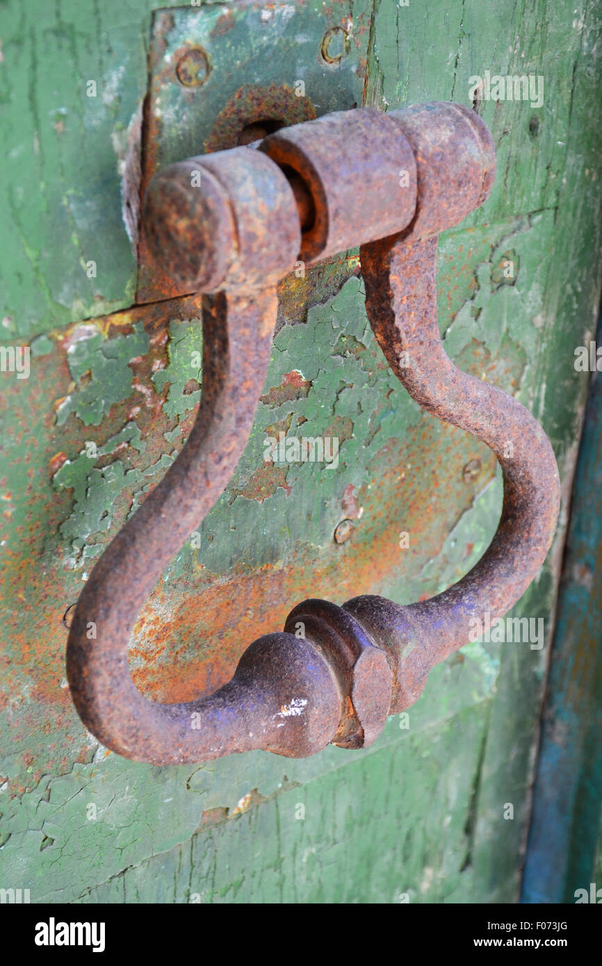 Old door handle Stock Photo - Alamy