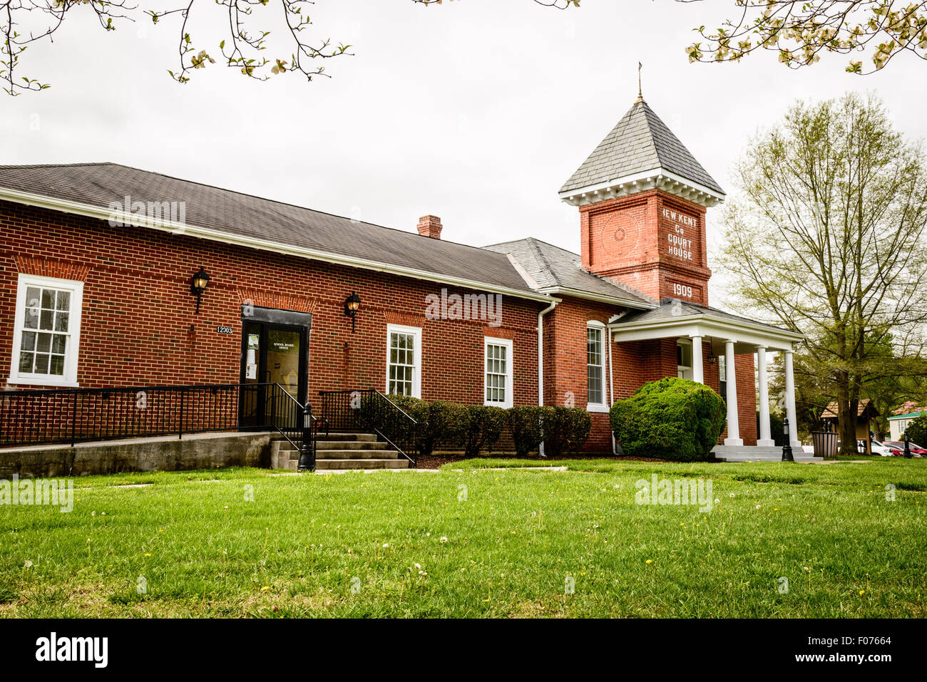 New kent county courthouse hi-res stock photography and images - Alamy