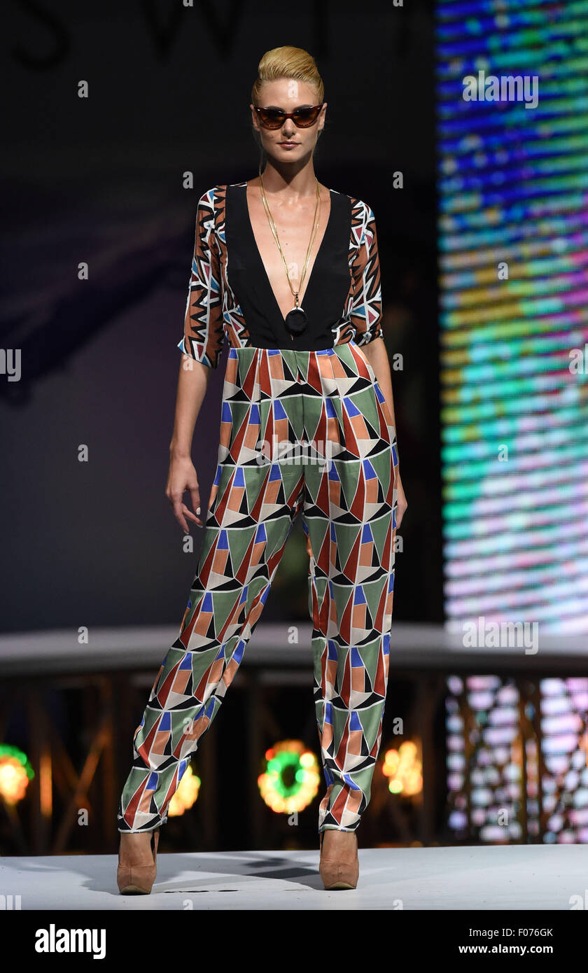 Colombo, Sri Lanka. 8th Aug, 2015. A model displays a creation during ...