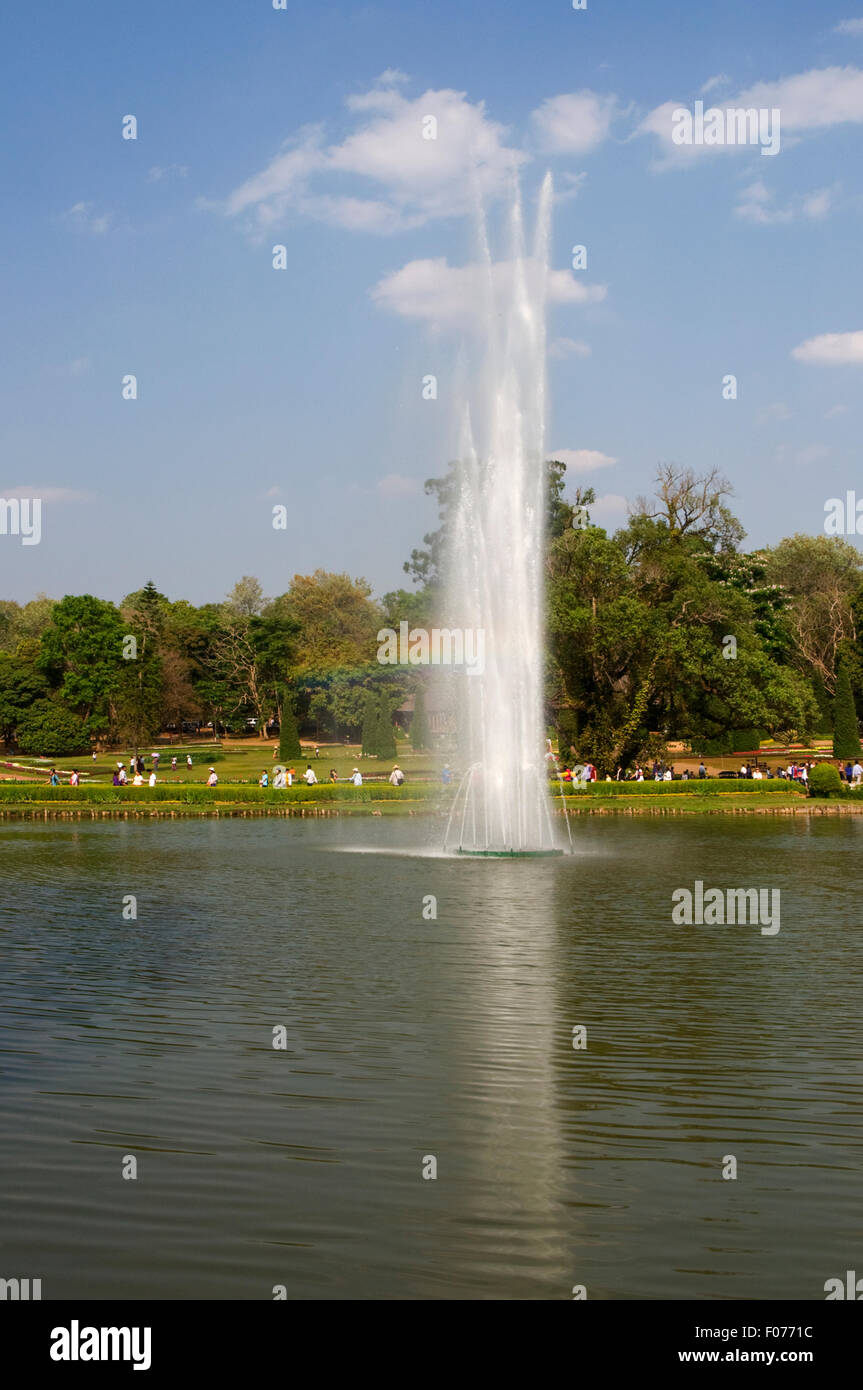 Oo font hi-res stock photography and images - Alamy