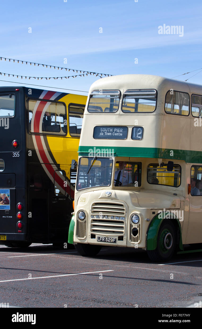 1965 Leyland Titan PD2/40 Reg No Stock Photo - Alamy