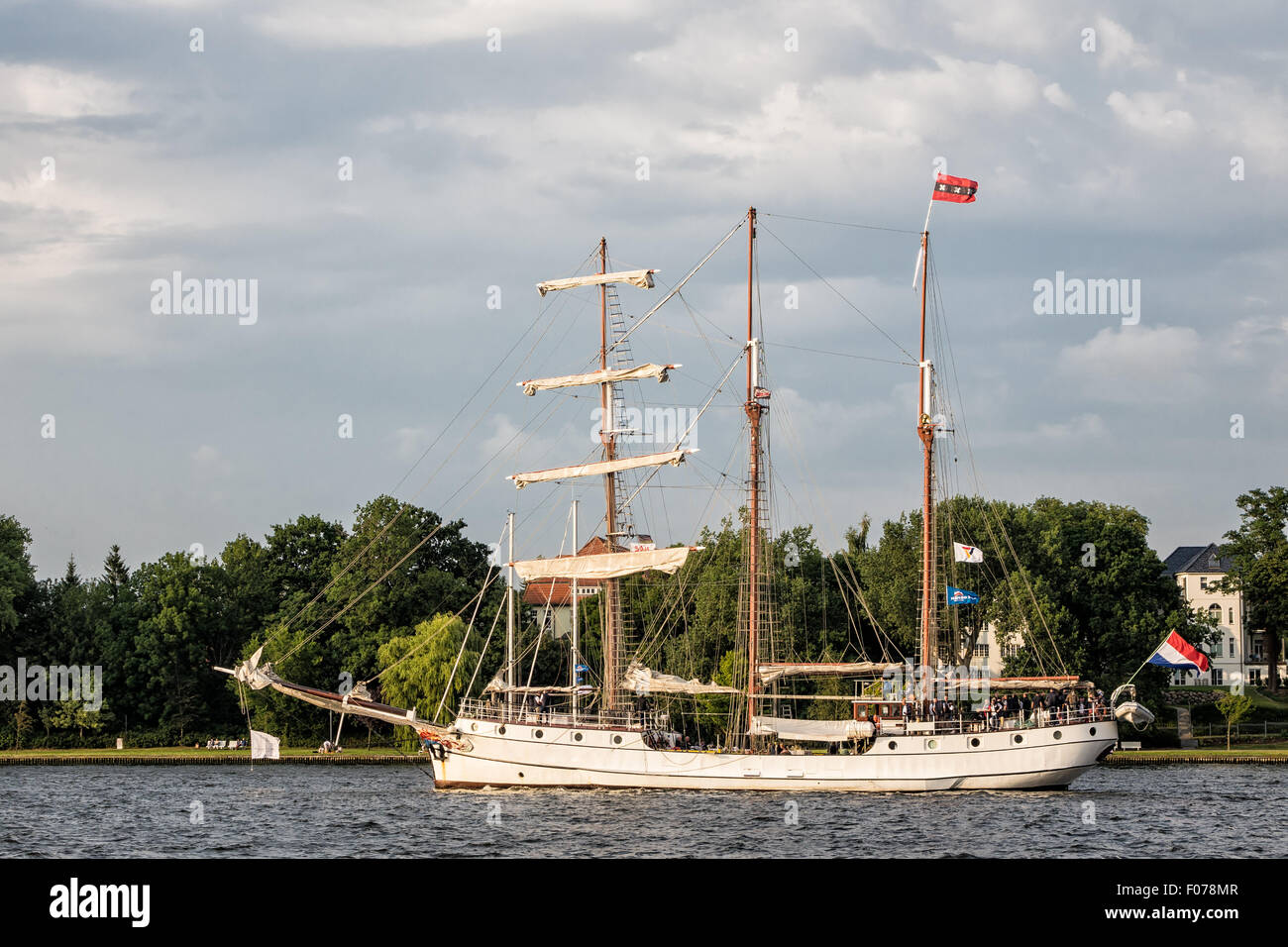 Hanse sail sailing ship sailing hi-res stock photography and images - Alamy