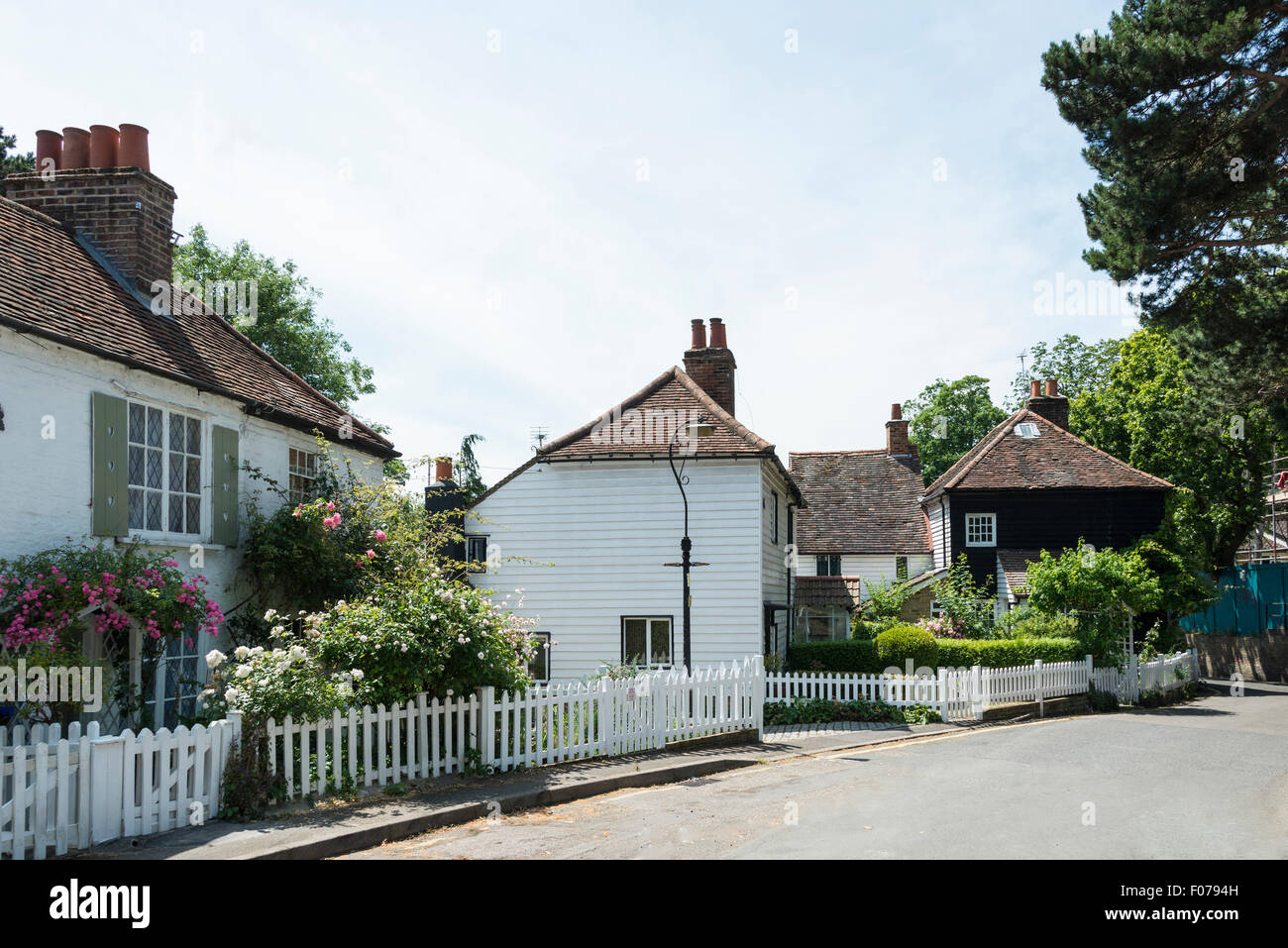 Cheam village hi-res stock photography and images - Alamy