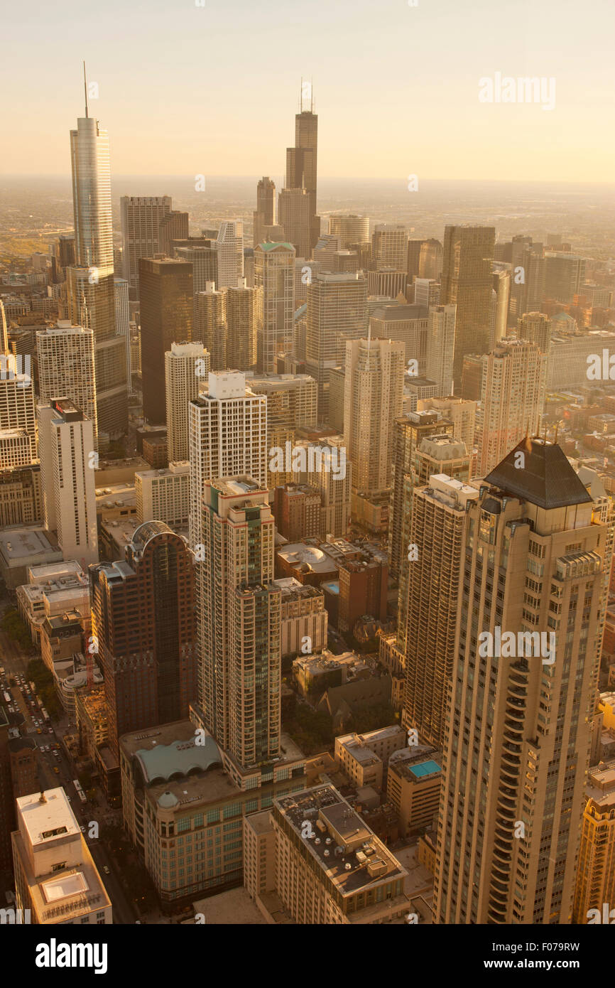DOWNTOWN LOOP SKYLINE CHICAGO ILLINOIS USA Stock Photo - Alamy