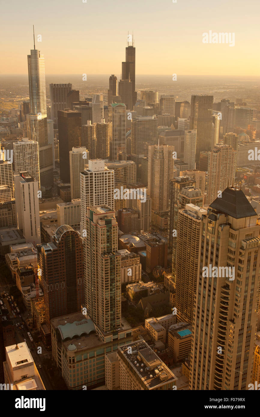 DOWNTOWN LOOP SKYLINE CHICAGO ILLINOIS USA Stock Photo - Alamy