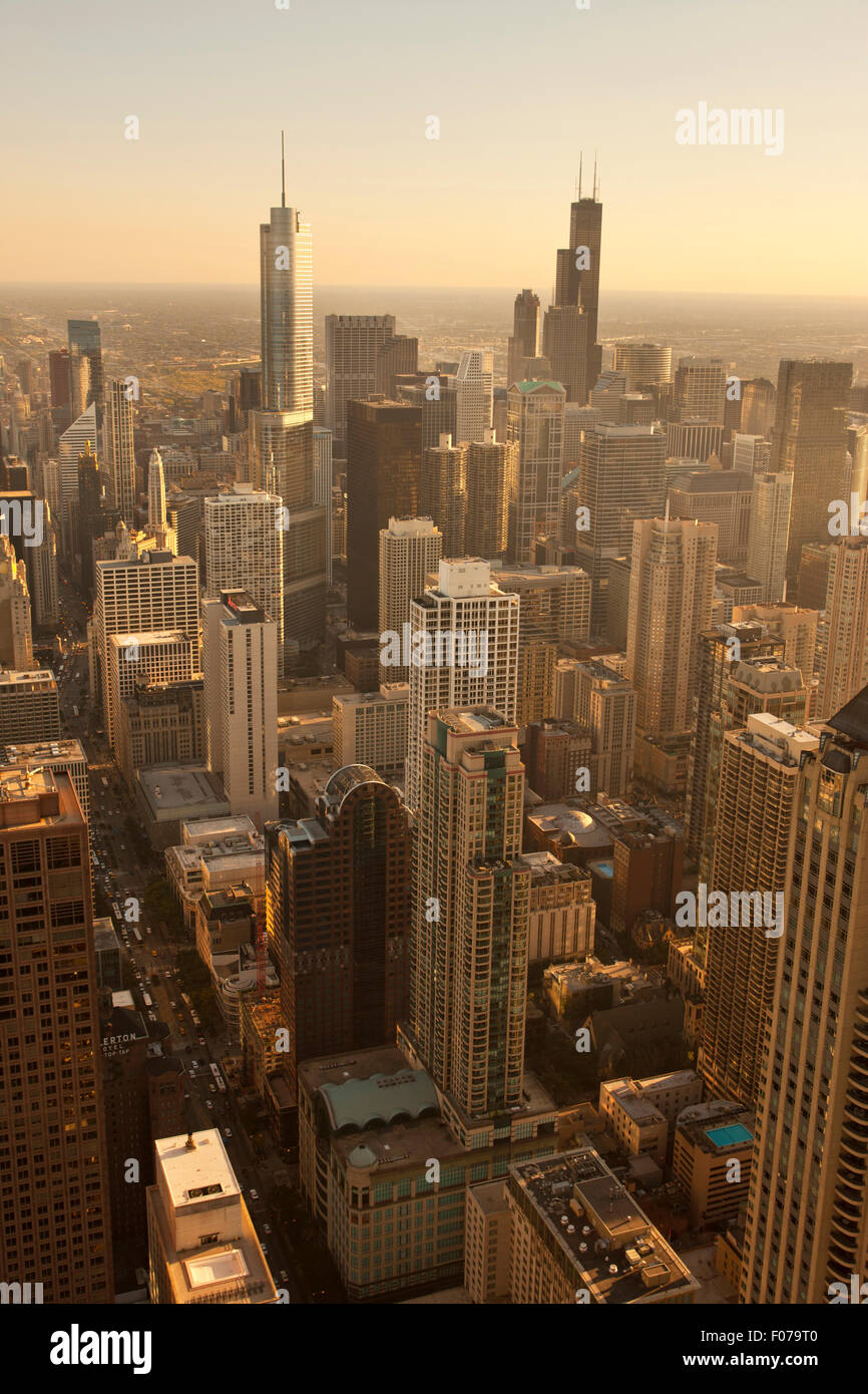 DOWNTOWN LOOP SKYLINE CHICAGO ILLINOIS USA Stock Photo - Alamy