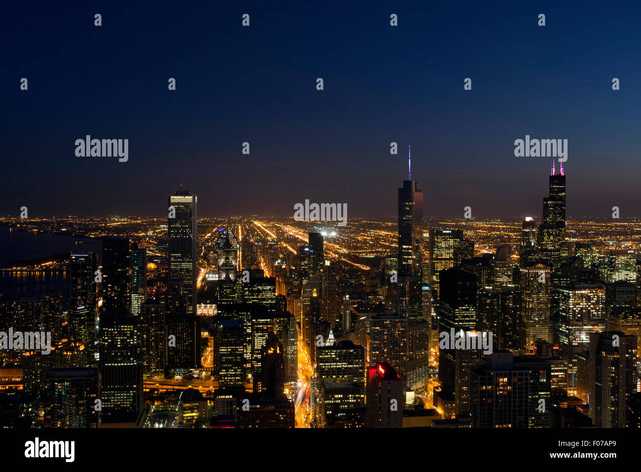 DOWNTOWN LOOP SKYLINE CHICAGO ILLINOIS USA Stock Photo - Alamy