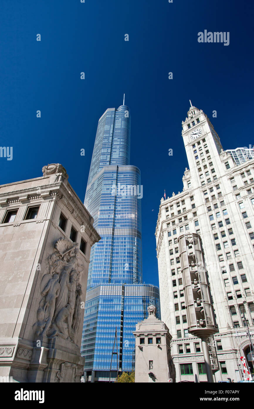 TRUMP INTERNATIONAL TOWER (©SKIDMORE OWINGS MERRILL 2009) WRIGLEY ...