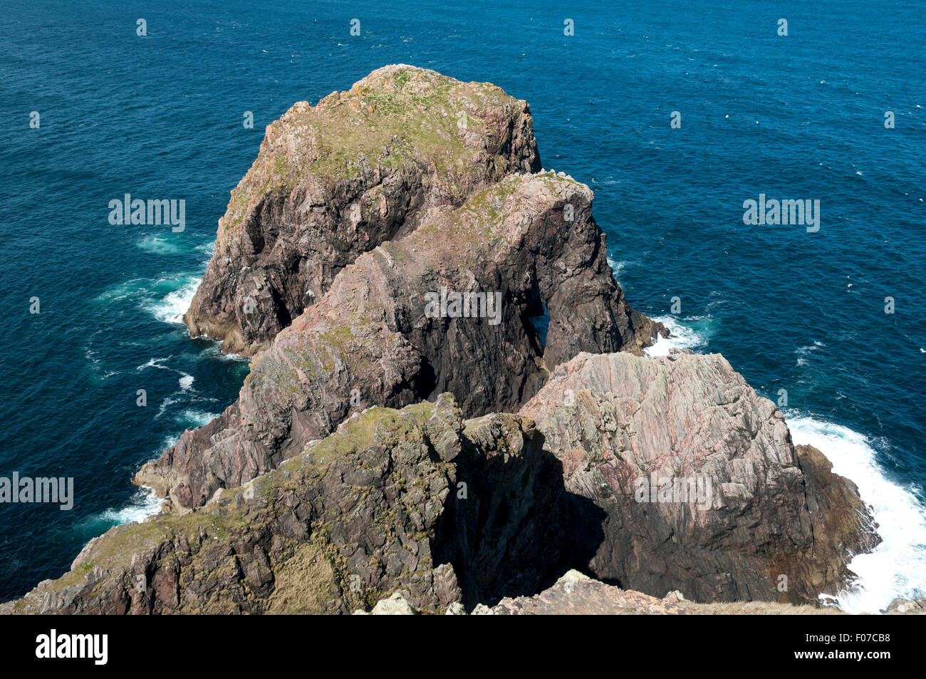 Sea cliffs scotland hi-res stock photography and images - Alamy