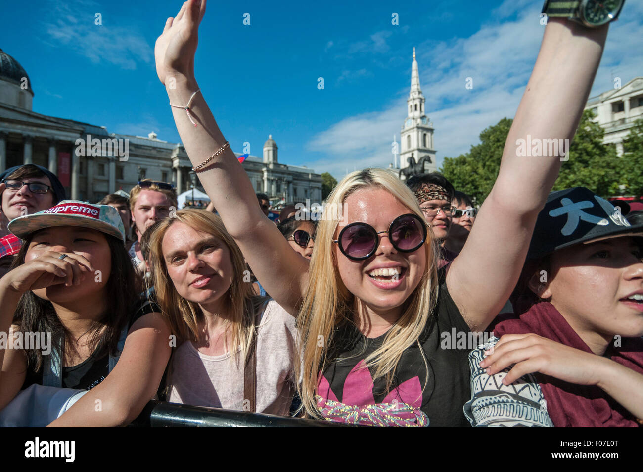 London, UK. 9 August 2015. Teenage fans of K-Pop, many from London, but ...