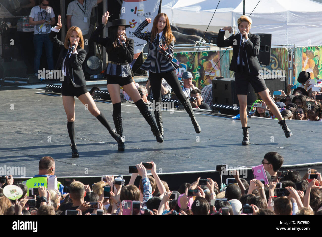 London, UK. 9 August 2015. Korean mega-stars K-pop girl group F(x ...
