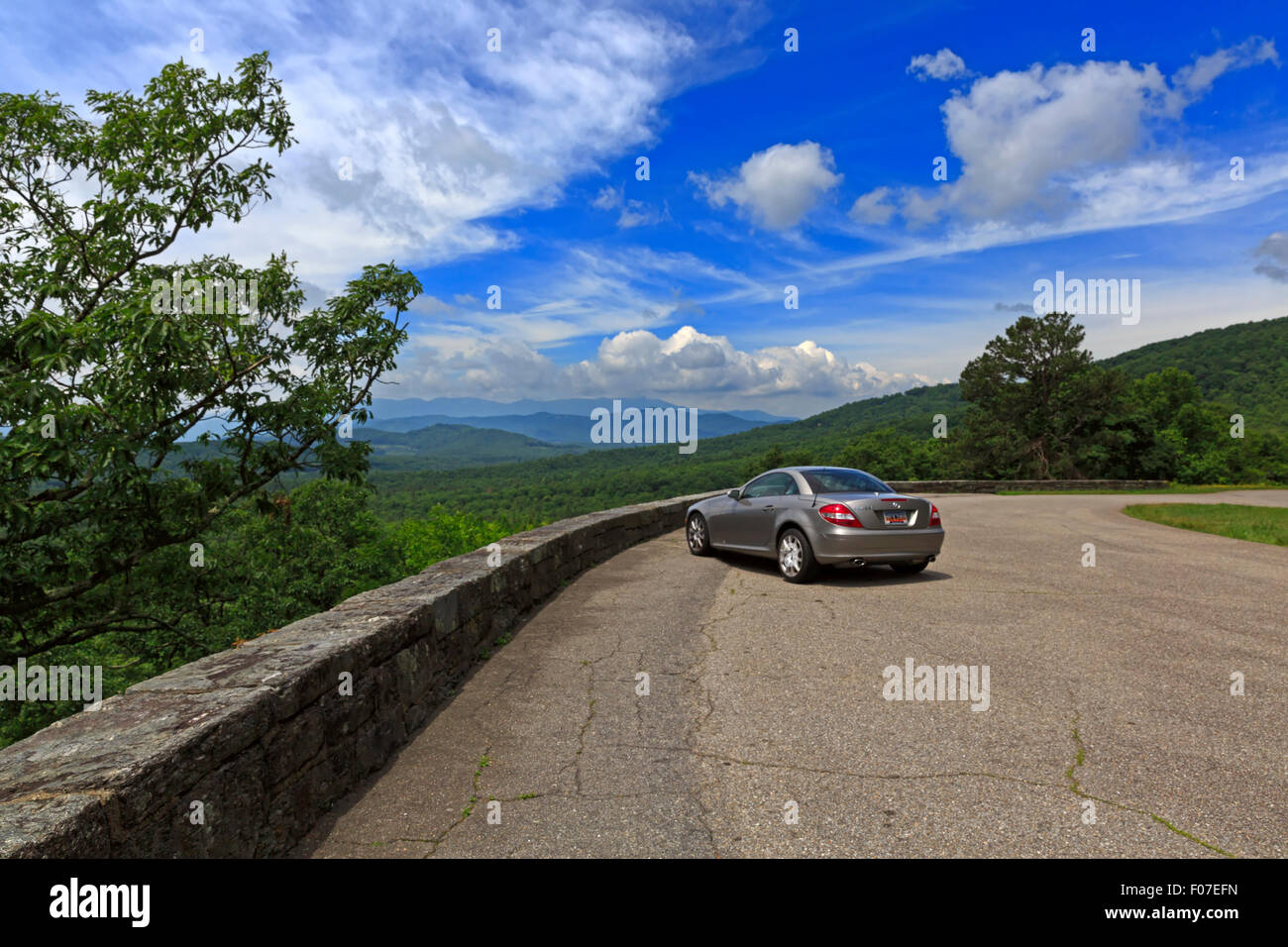 Bear blue ridge parkway hi-res stock photography and images - Alamy