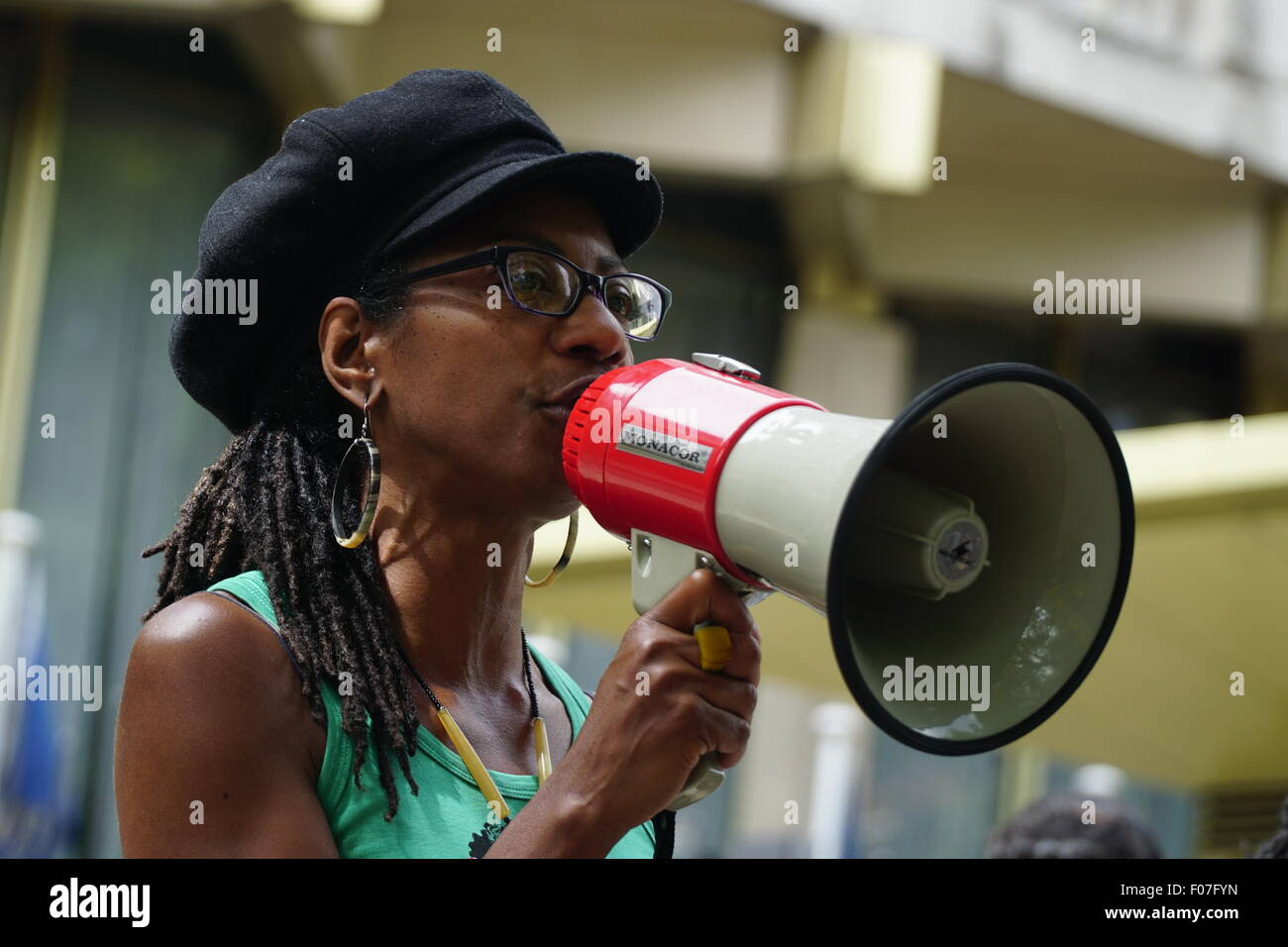 London,UK, 9th Aug 2015 : Speaker Marcia Rigg, sister of Sean Rigg join ...
