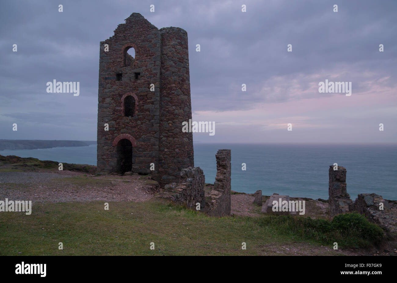 Whims engine house at Wheal Coates Stock Photo - Alamy
