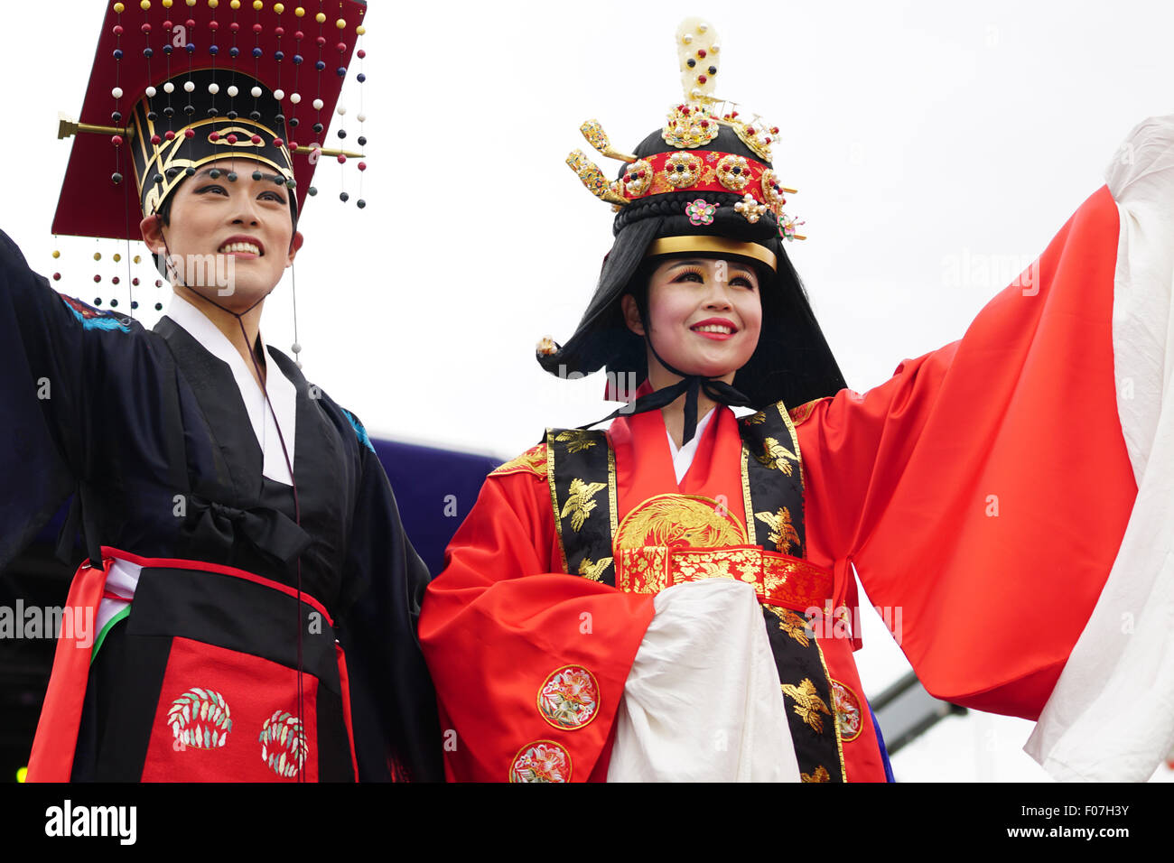 London,UK, 9th Aug 2015 : The Korean Royal Wedding Dance of The King ...
