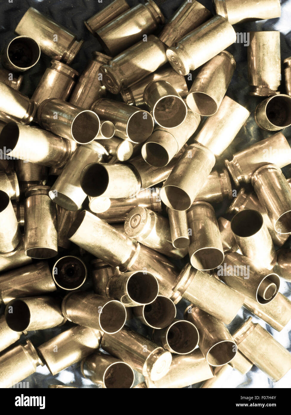 Brass bullet casing hi-res stock photography and images - Alamy