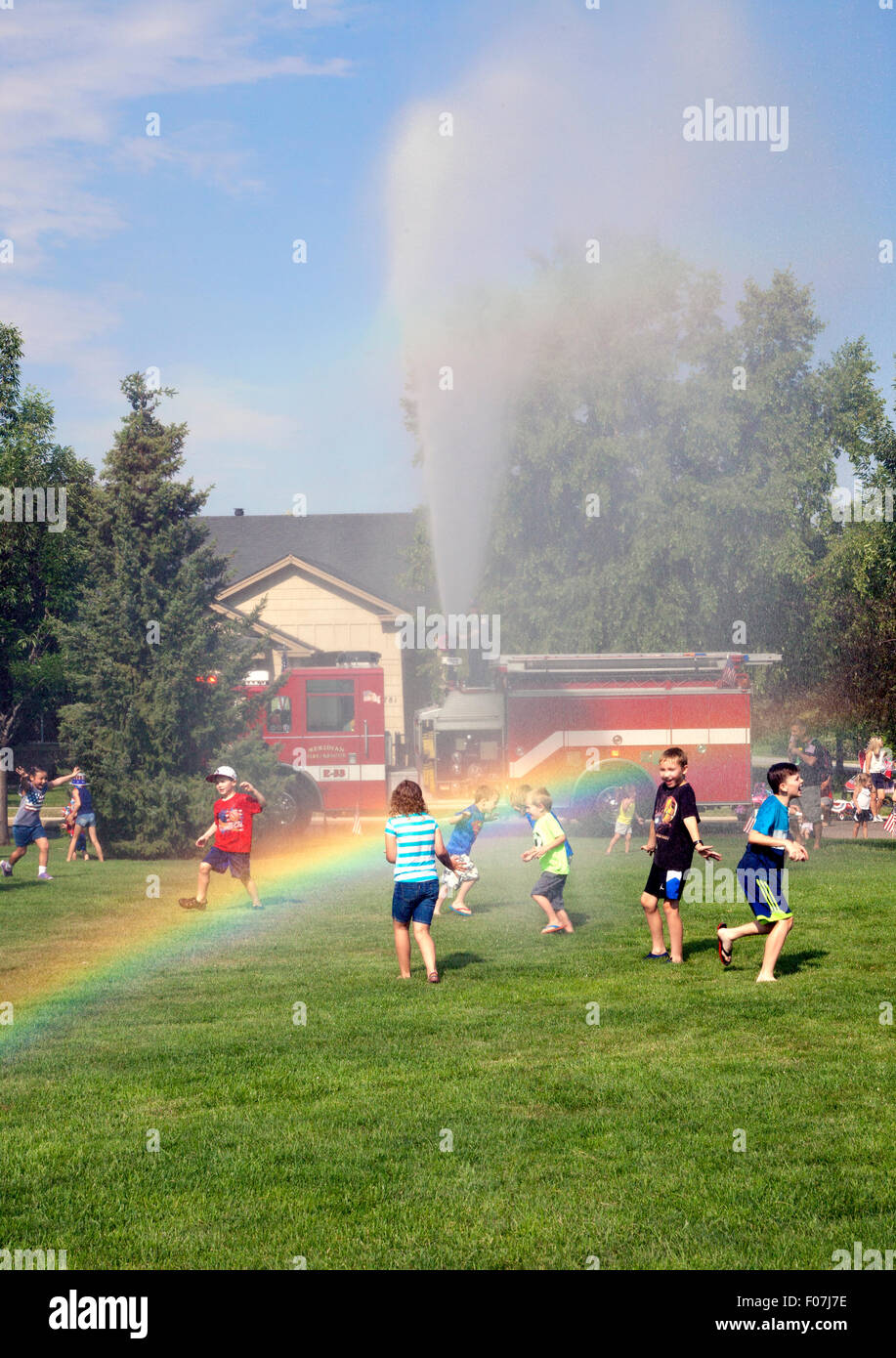Firehose spray hi-res stock photography and images - Alamy