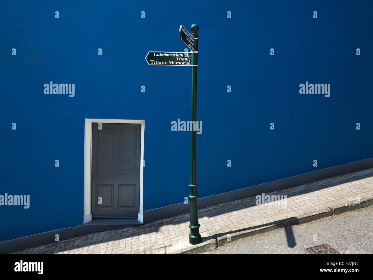 Titanic memorial cobh hi-res stock photography and images - Alamy