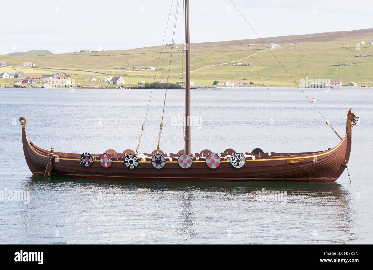 Viking long boat with shields hi-res stock photography and images - Alamy