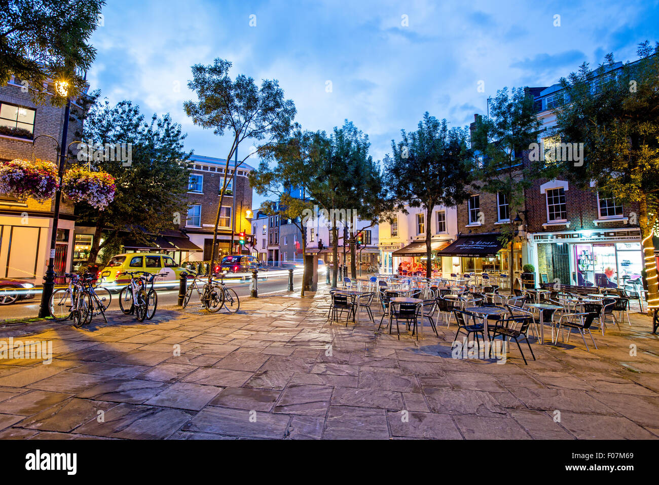 Battersea Square At Night London UK Stock Photo - Alamy