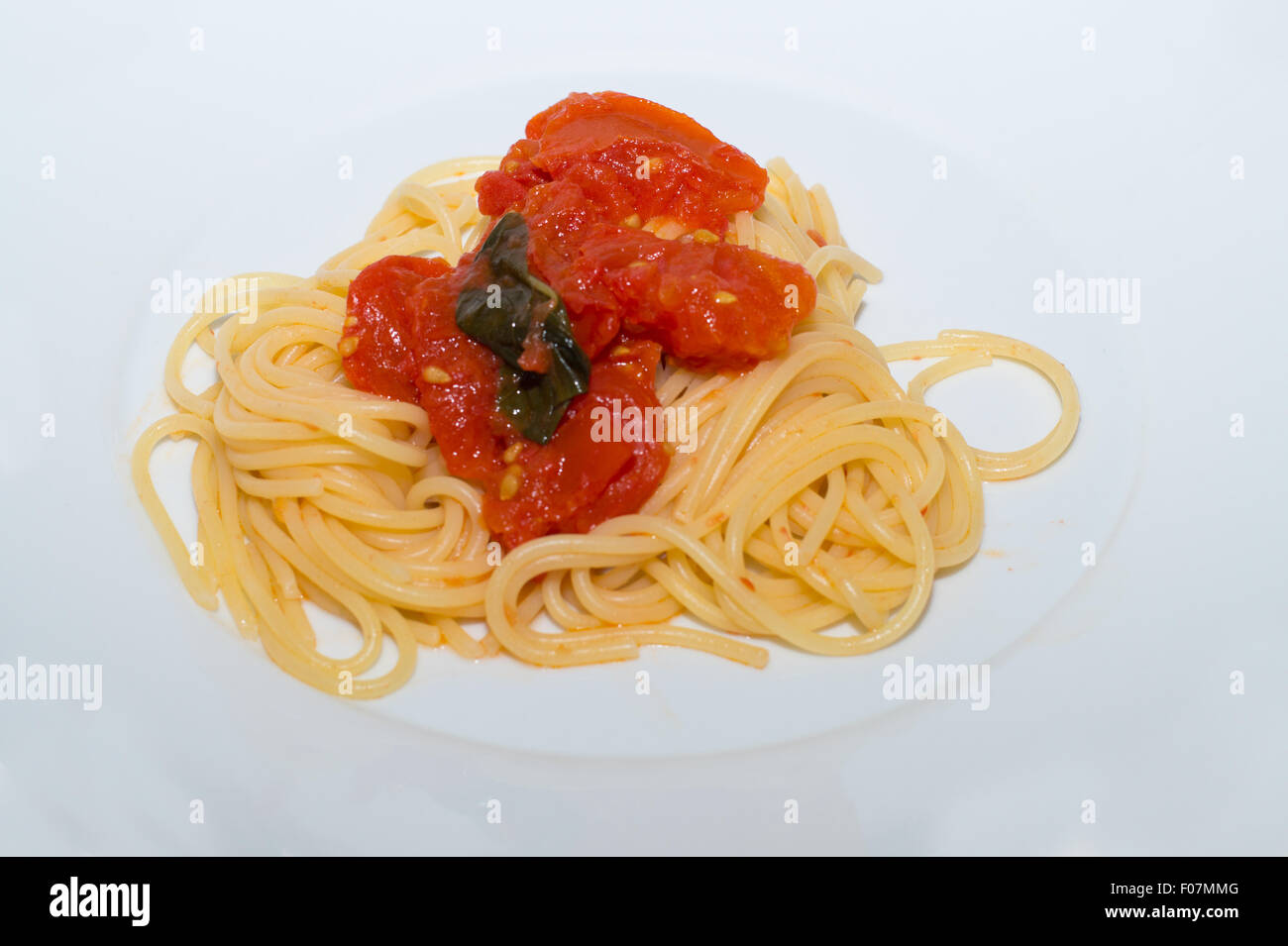 Italian Spaghetti in a pot on table Stock Photo - Alamy
