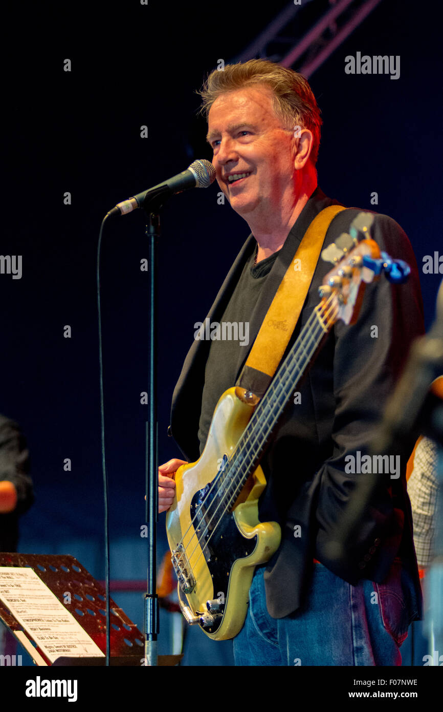 Tom robinson singer hi-res stock photography and images - Alamy