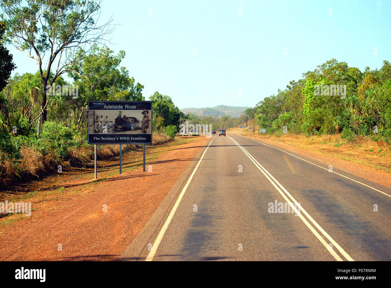 View along the Stuart Highway in the Northern Territory of Australia ...