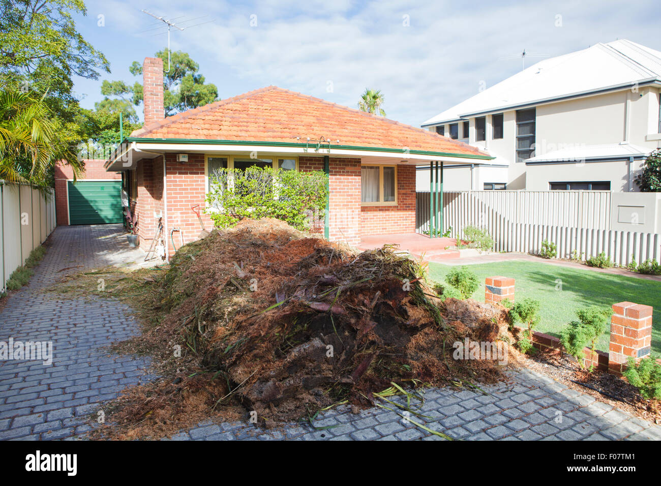 Driveway blocked hi-res stock photography and images - Alamy