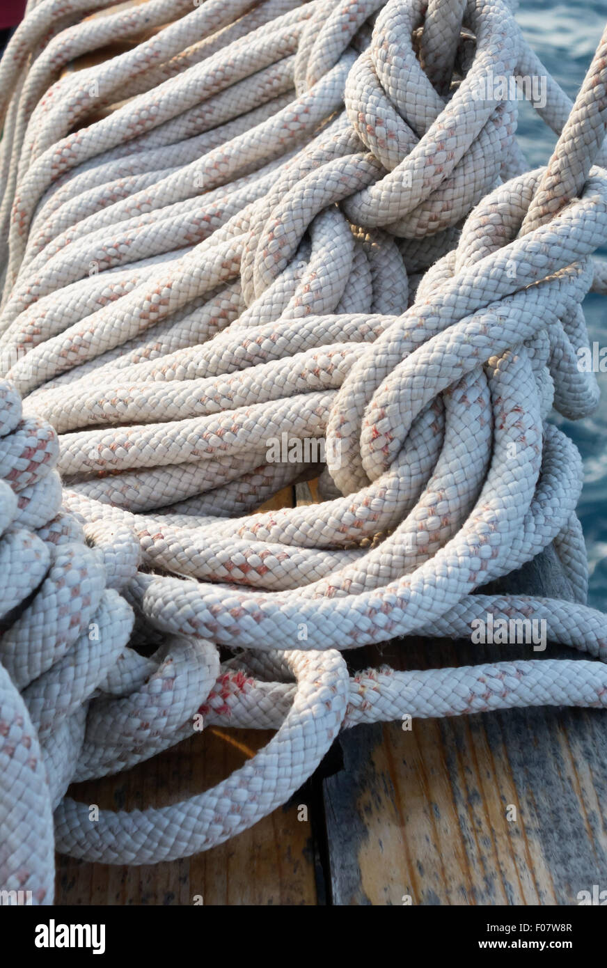 Coiled rope hi-res stock photography and images - Alamy
