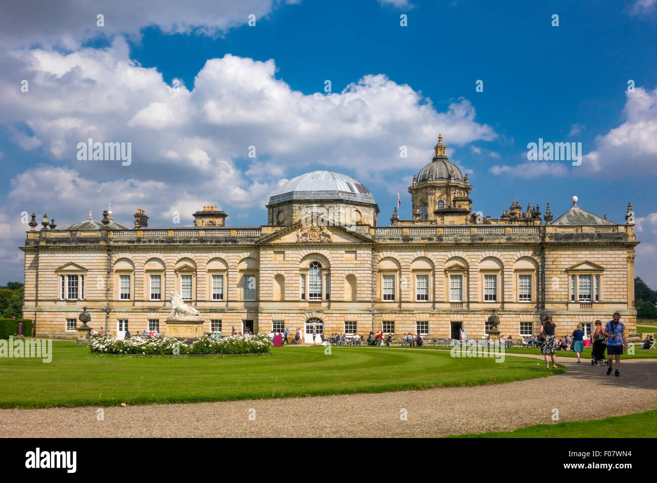 Simon howard castle howard hi-res stock photography and images - Alamy