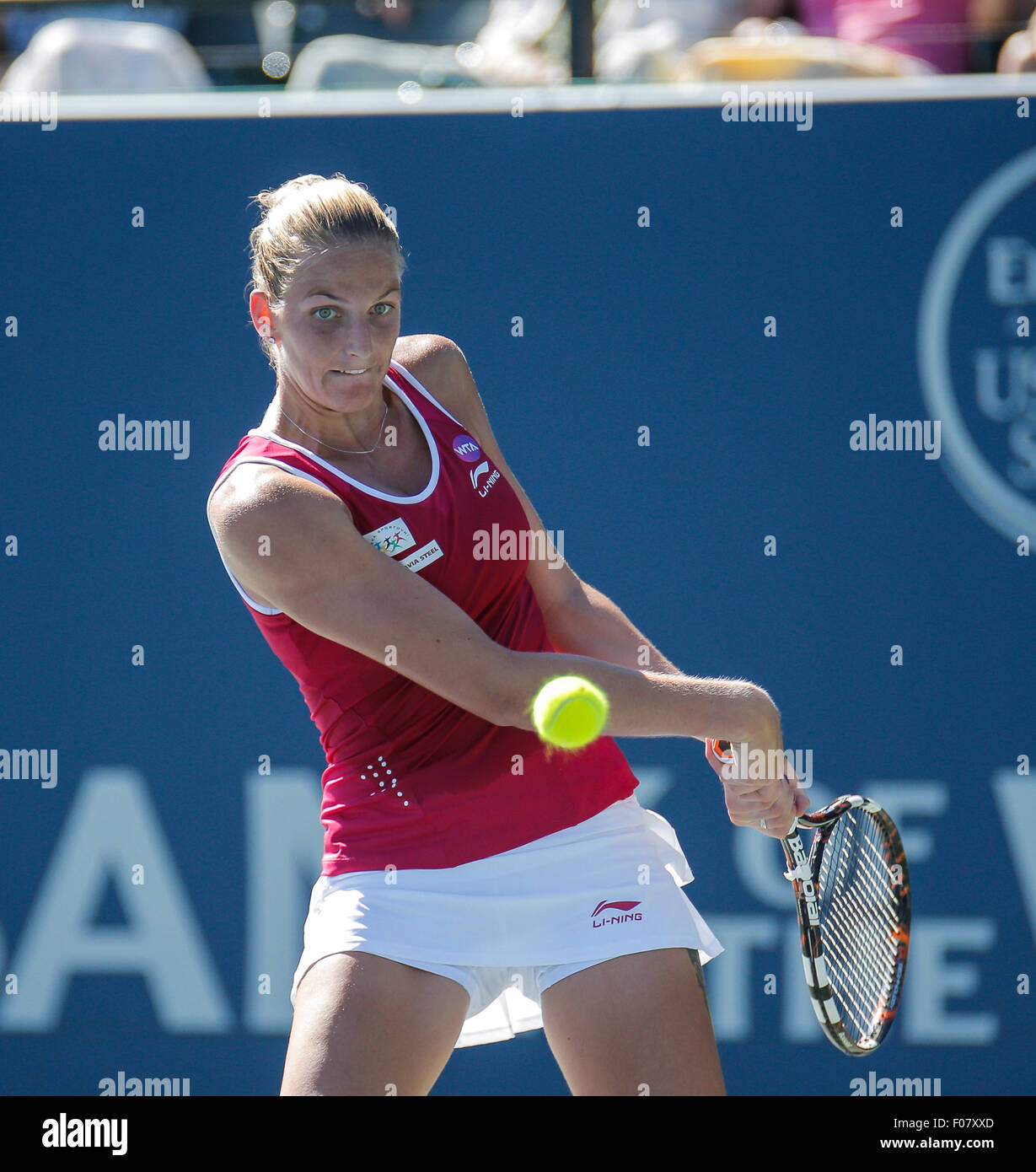 Stanford, CA. 09th Aug, 2015. Elina Svitolina play against Angelique ...