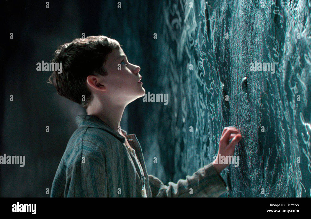 Peter pan story hi-res stock photography and images - Alamy