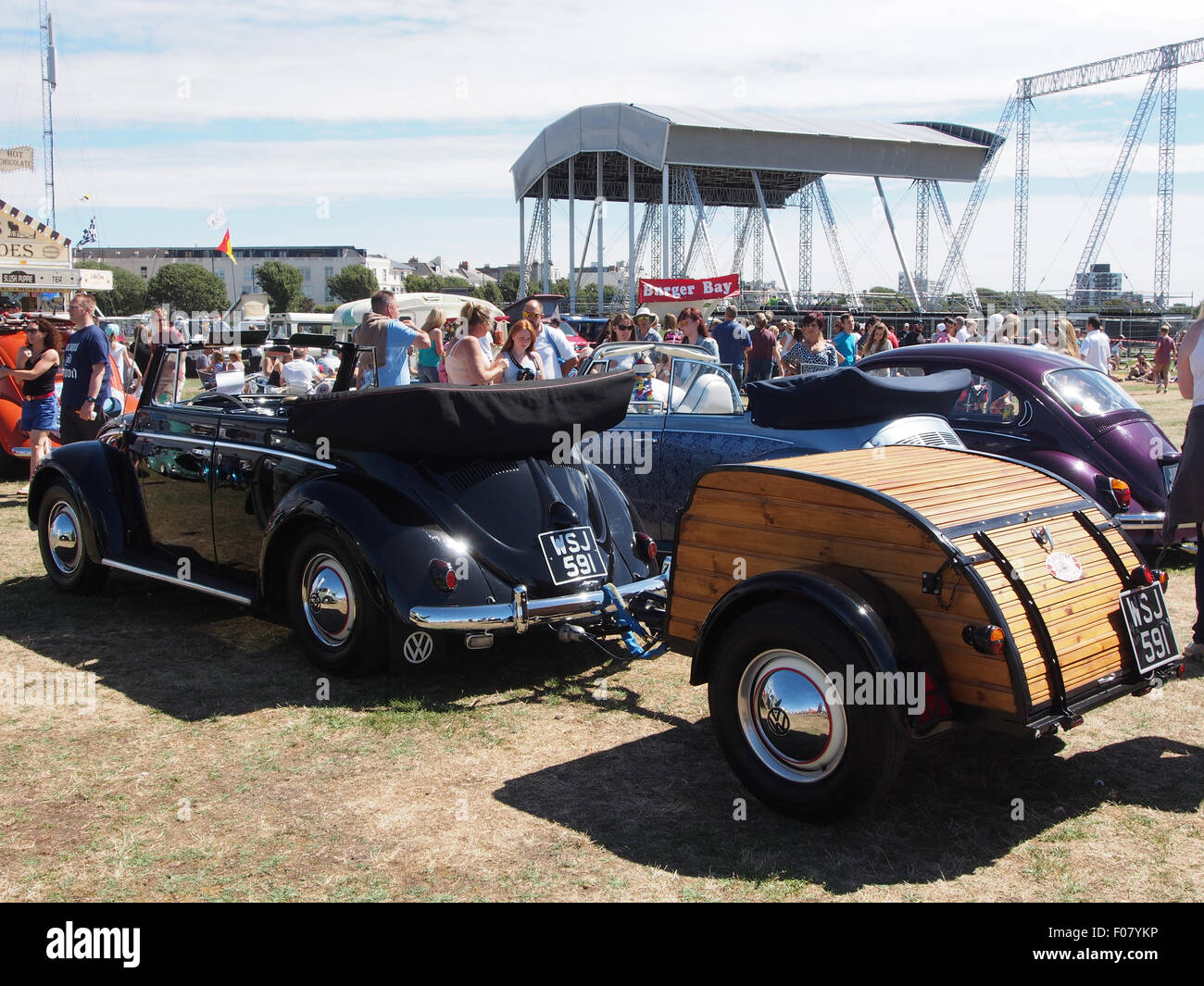 Custom volkswagen beetle hi-res stock photography and images - Alamy