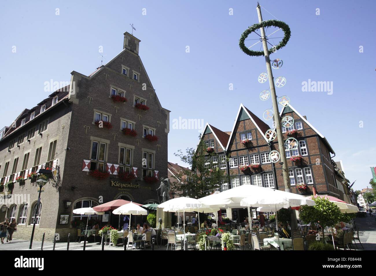 Restaurant terrace half timbered hi-res stock photography and images ...