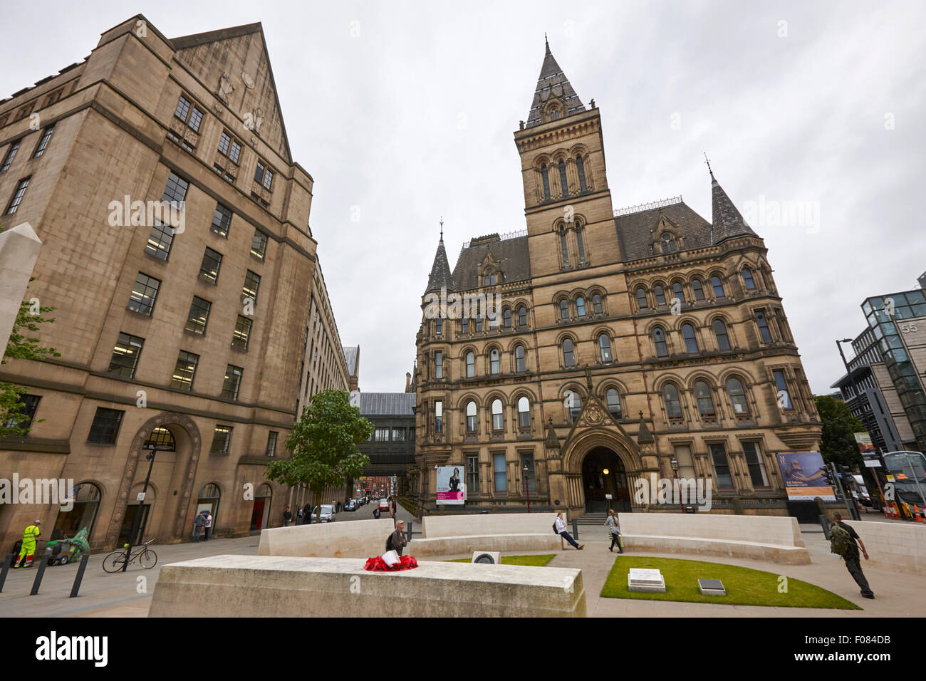 Manchester town hall hi-res stock photography and images - Alamy